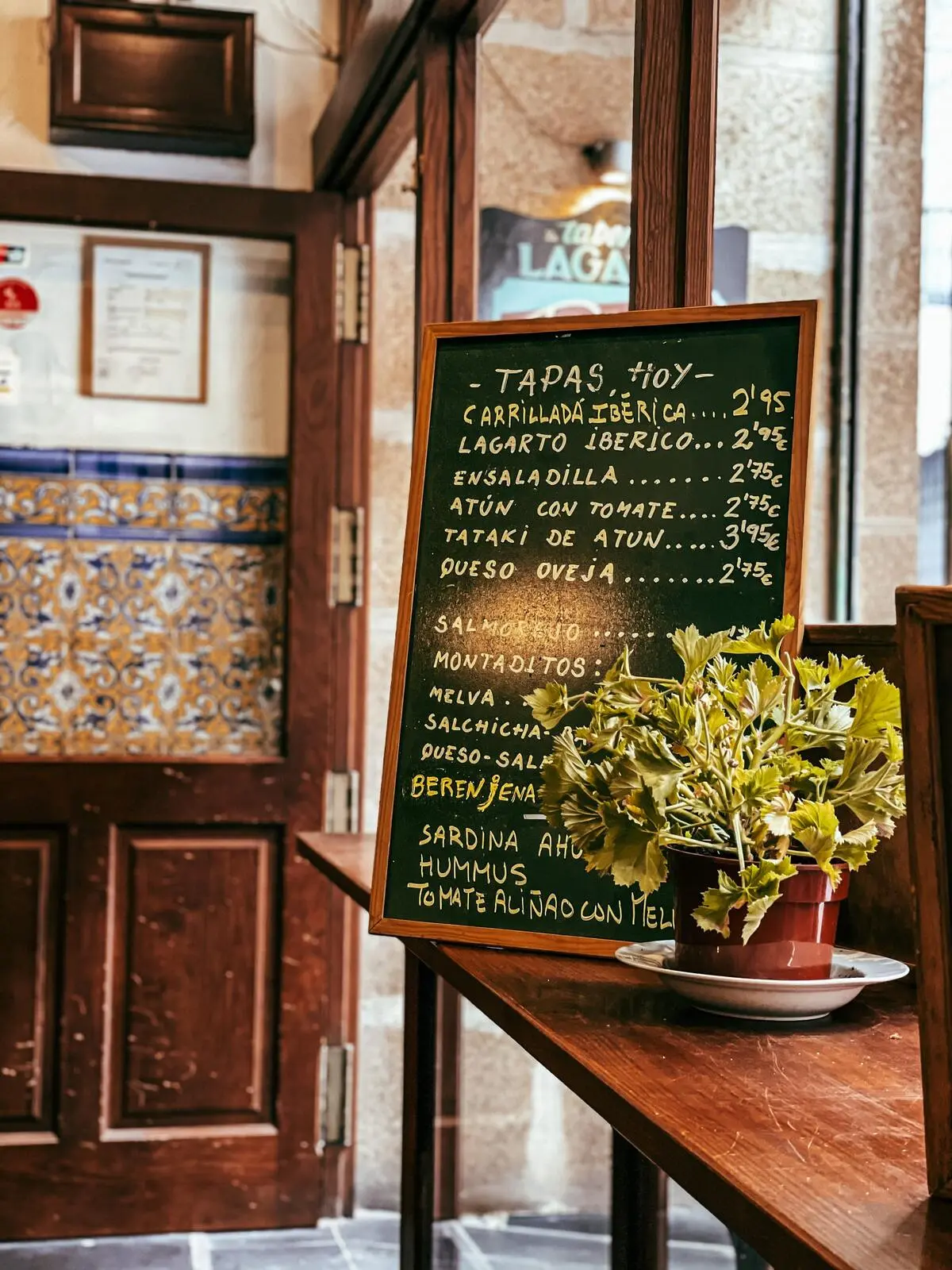 Tapas in Marbella: Probieren Sie die kulinarische Kunst | CarGest