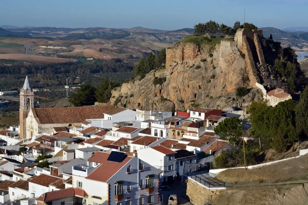 Complete Guide to Ardales (Málaga) - CarGest