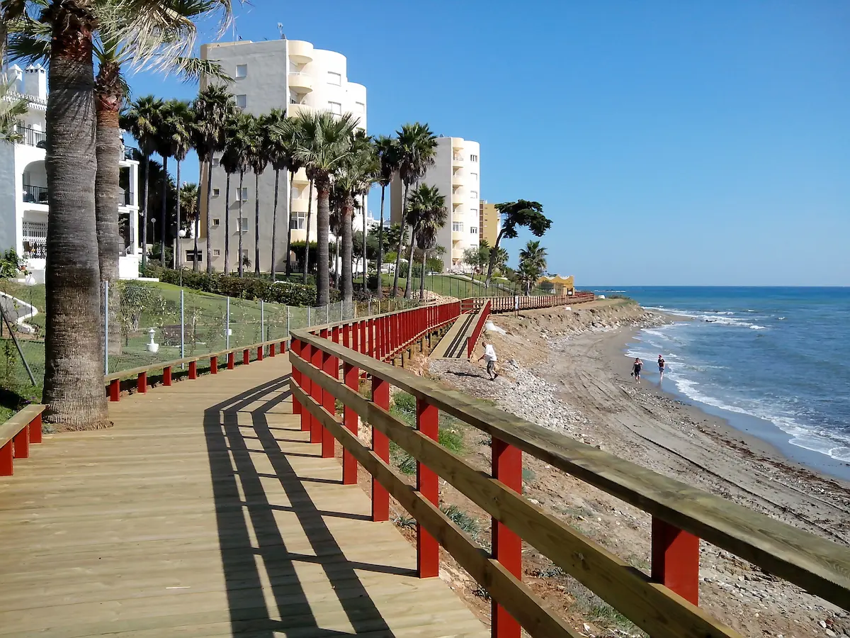 Complete guide to Calahonda in Malaga | CarGest